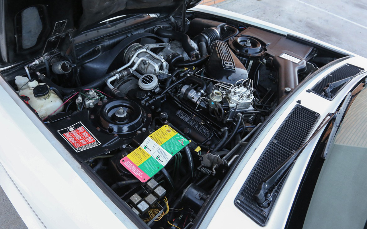 Bentley Turbo R essential owner's guide - Prestige & Performance Car